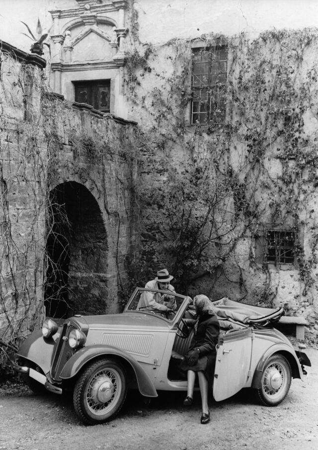 DKW F7 "Front" deluxe convertible, two-seater, 700 cc, two-cylinder ...